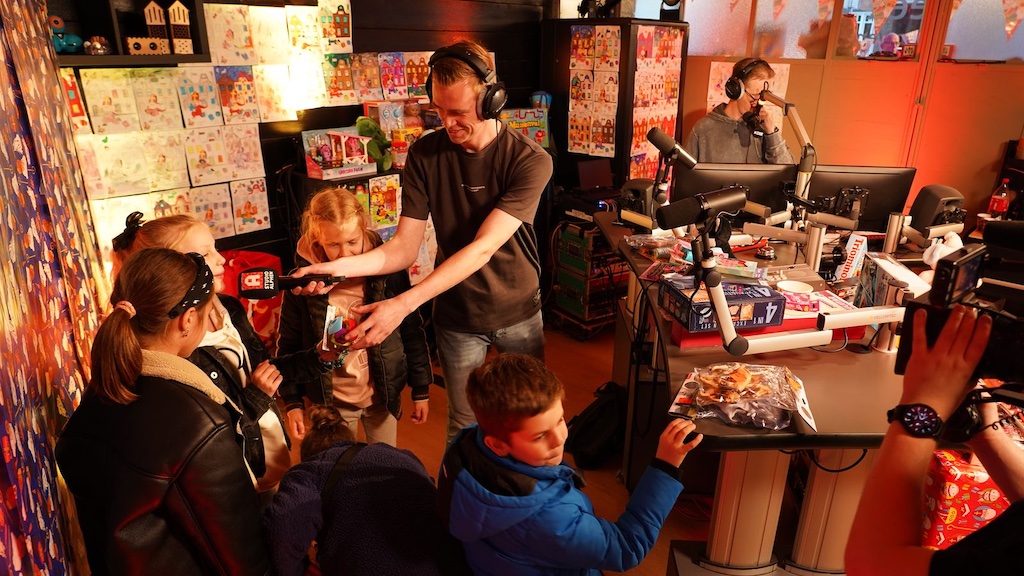 Bezuinigingen bij Studio Alphen hebben impact: ‘Serieus veel geld’ - Studio Alphen