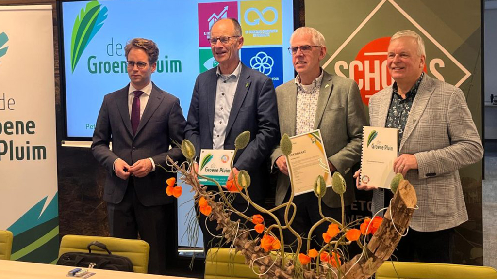 Aannemersbedrijf en bibliotheek winnen Groene Pluim: ‘Toonaangevend op ...